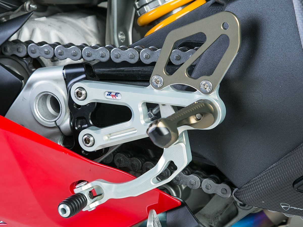 Robby Moto Engineering EVO 腳踏後移組 (0102-0006-A)| Webike摩托百貨